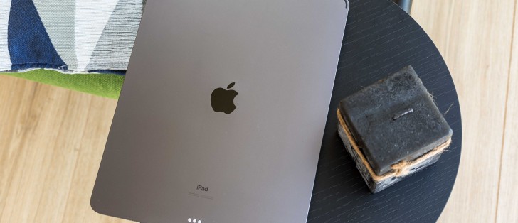 Apple iPad Pro (2018) units ship with bent frames, but Apple says it's ...
